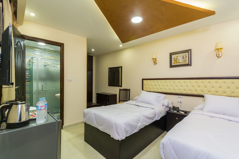 Panorama Pyramids Inn in Cairo | Best Rates & Deals on Orbitz