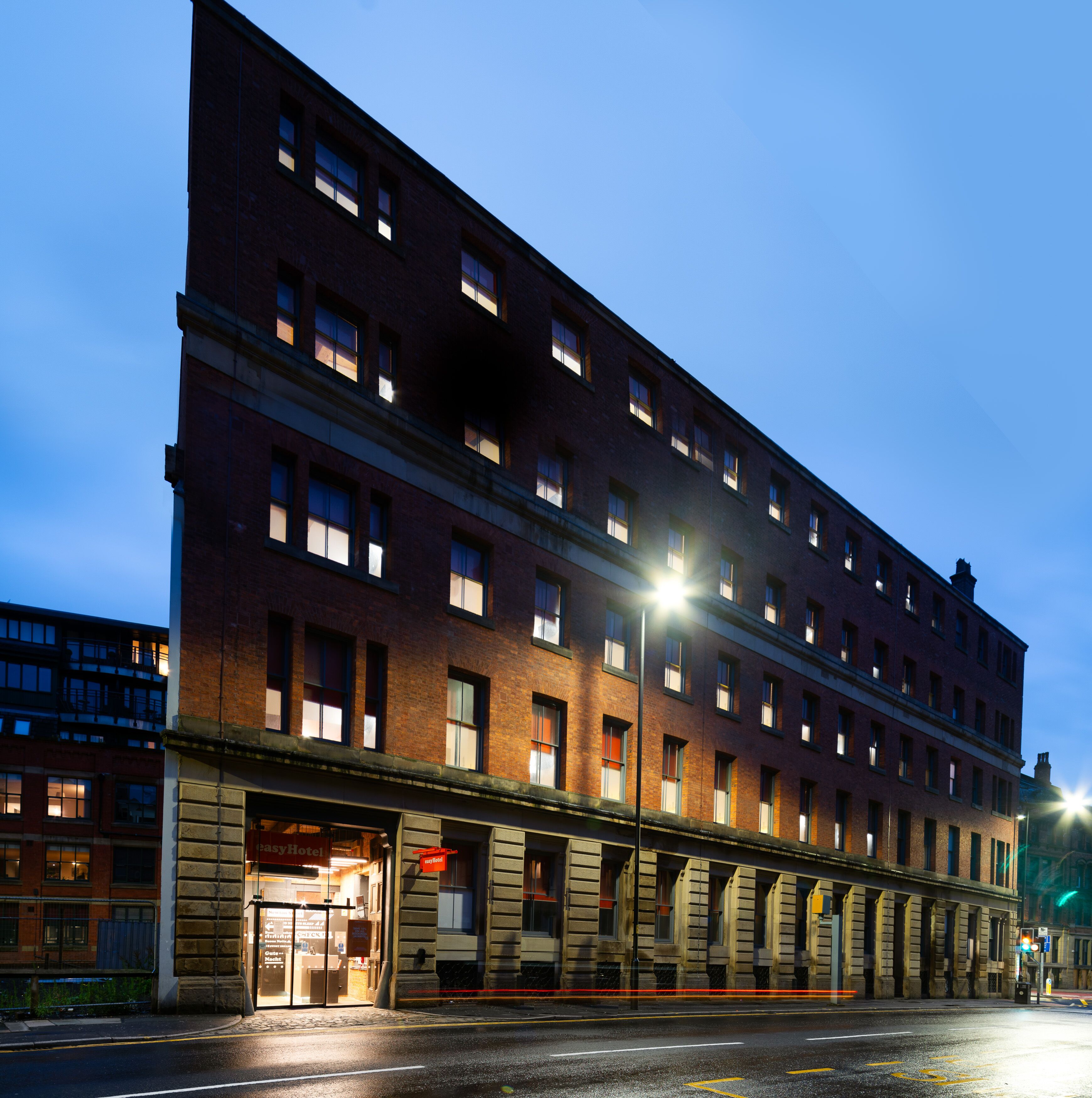 Motel One Manchester-St. Peters Square (Manchester) – 2022 Updated ...