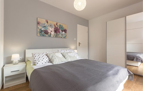 Cozy Apartment With Beautiful Mountain View - Brela