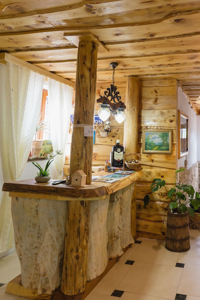 Rustic Lodge Plitvice: AU$97 Deals & Reviews (Plitvicka Jezera, HRV ...