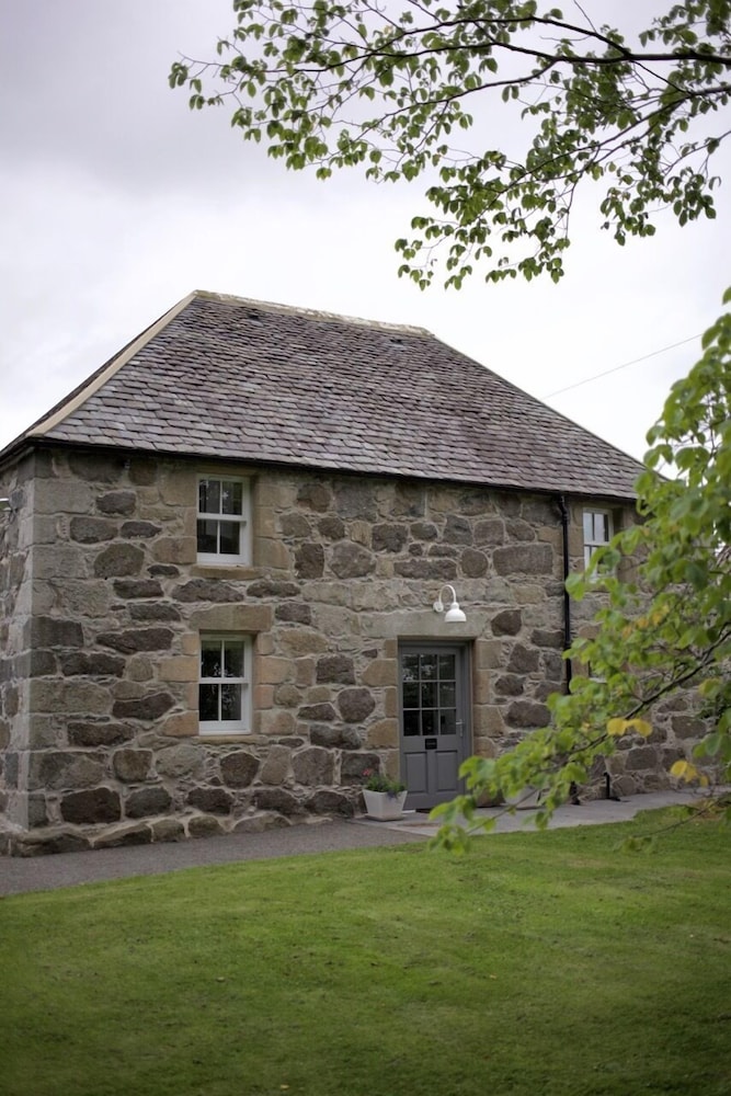 The Lodges at Barra Castle: AU$220 Deals & Reviews (Inverurie, GBR) | Wotif