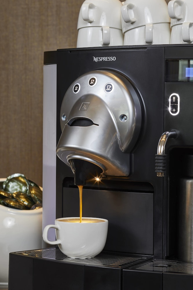 AC Hotel by Marriott Nashville Downtown in Nashville | Best Rates ...