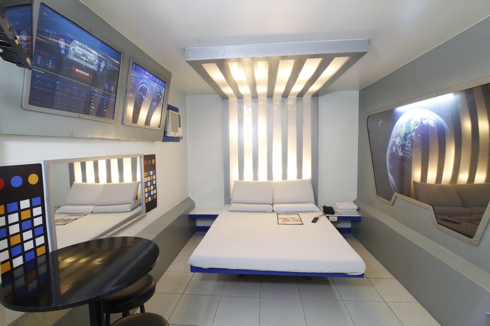 Astrotel Novaliches, Manila: $12 Room Prices & Reviews | Travelocity