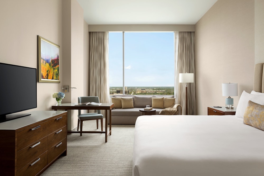 InterContinental Houston, an IHG Hotel in Houston | Best Rates & Deals ...