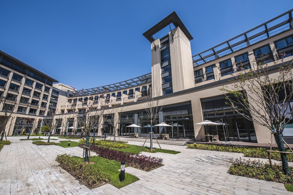 Q-Box Hotel Shanghai Sanjiagang in Shanghai | Best Rates & Deals on Orbitz