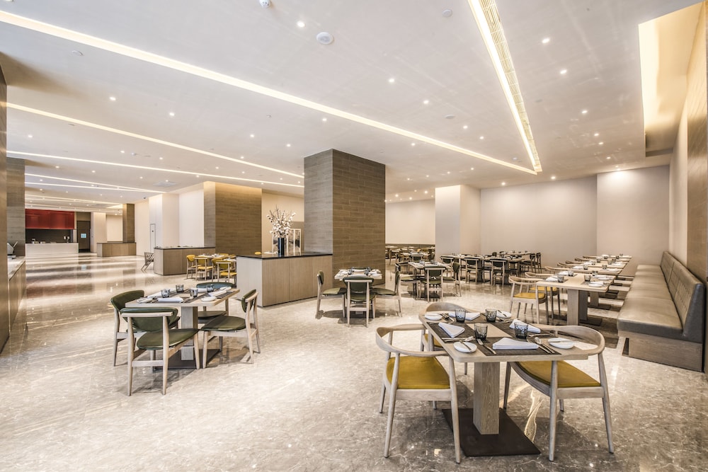 Q-Box Hotel Shanghai Sanjiagang in Shanghai | Best Rates & Deals on Orbitz