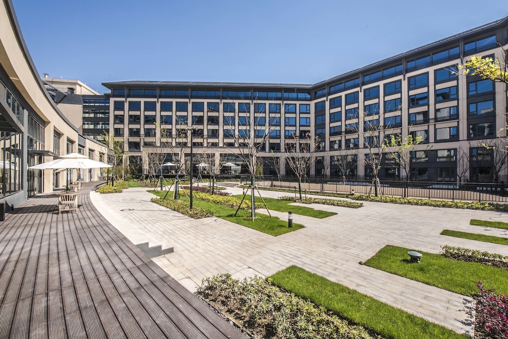 Q-Box Hotel Shanghai Sanjiagang in Shanghai | Best Rates & Deals on Orbitz