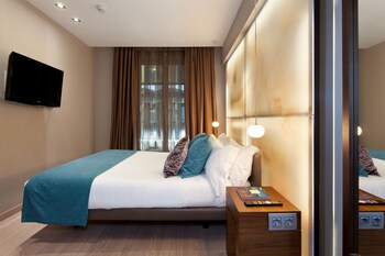 Hotel España Ramblas, Barcelona: $200 Room Prices & Reviews | Travelocity