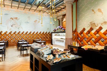 Hotel España Ramblas, Barcelona: $200 Room Prices & Reviews | Travelocity