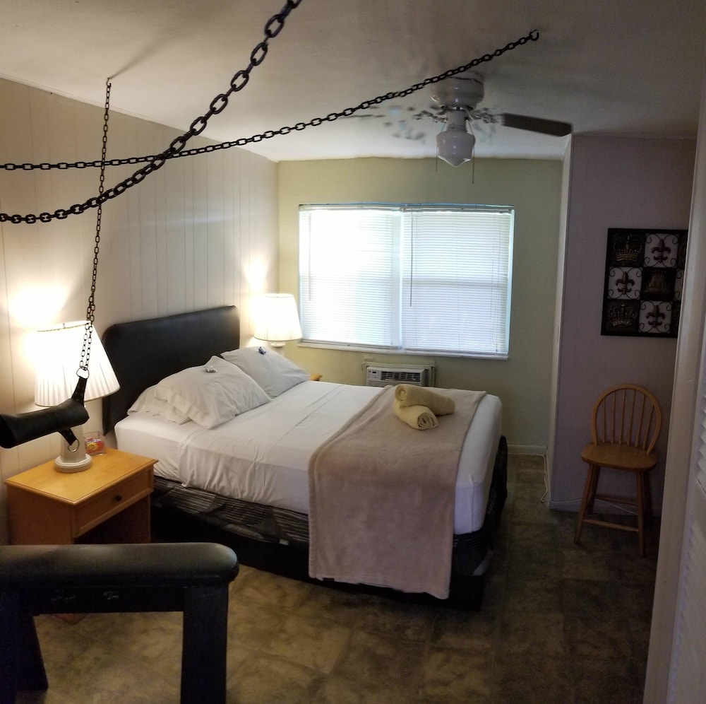 Inn Leather Guest House - Male Only LGBT, Fort Lauderdale: 2020 Room ...