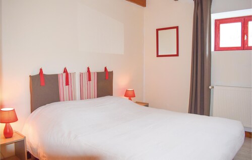 2 Chambres à Coucher à Pommerit Le Vicomte - Guingamp