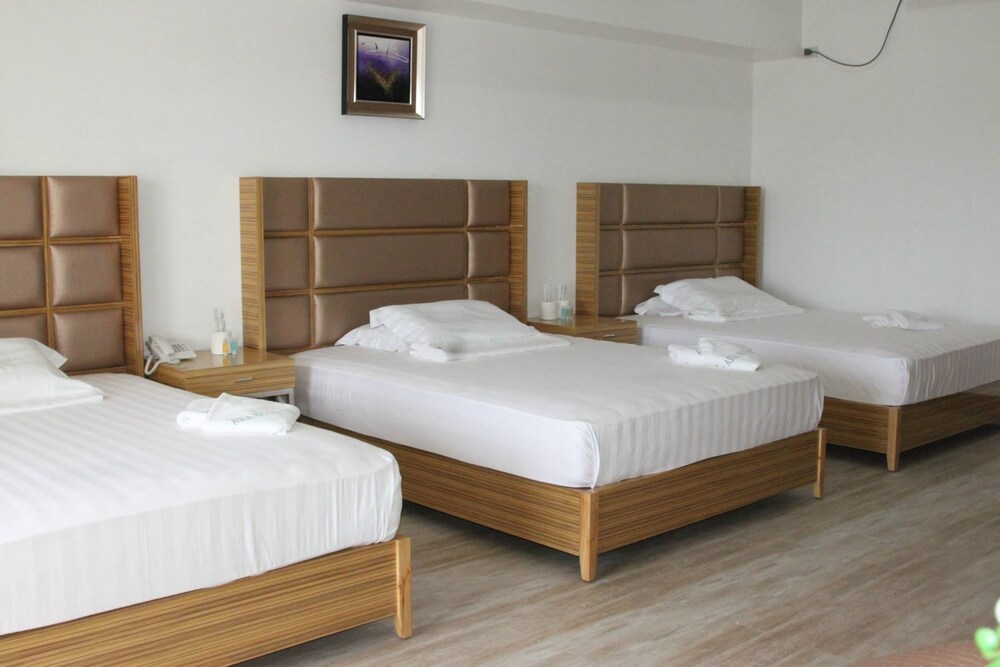 Jeamco Royal Hotel - Palawan in Puerto Princesa | Best Rates & Deals on ...