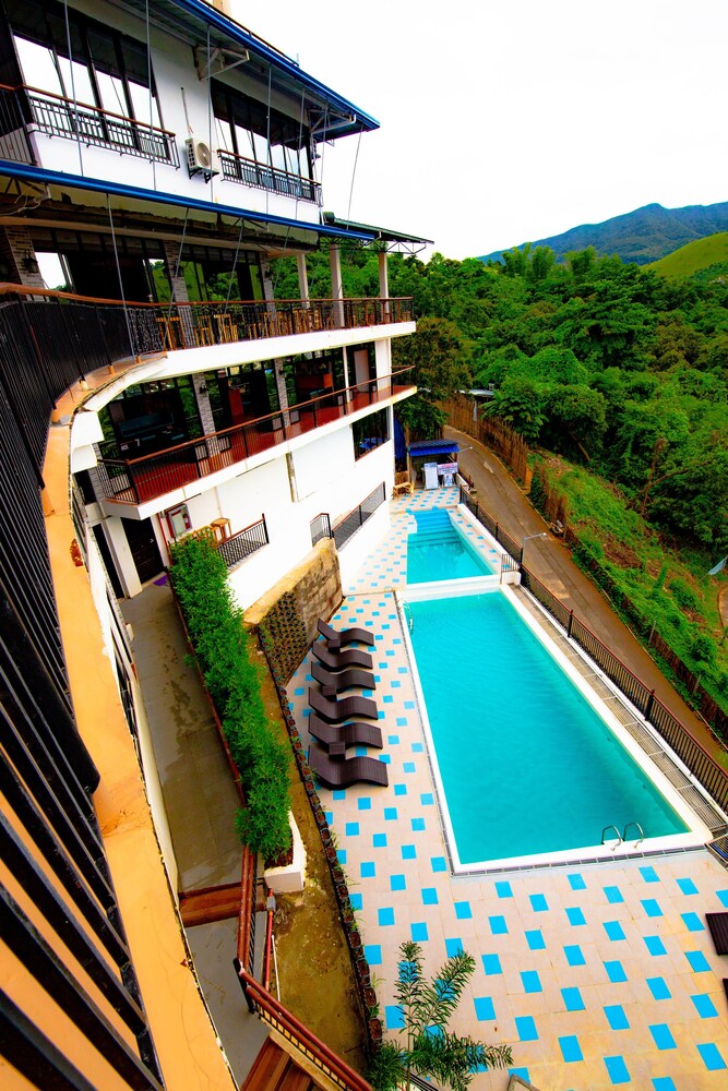 Skylodge Resort Deals & Reviews (Coron, PHL) | Wotif
