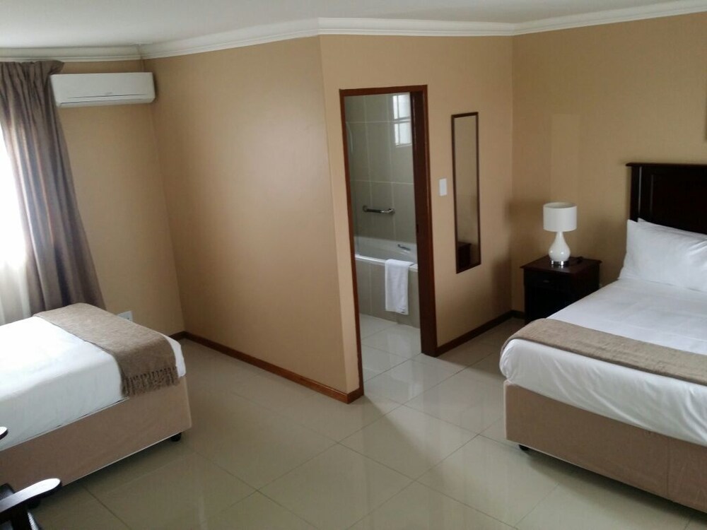 Vido Lodge and Conference Centre Plot 78, Polokwane: Room Prices ...