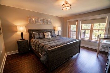 Cranmore Condominium Lodging, North Conway: Room Prices & Reviews ...