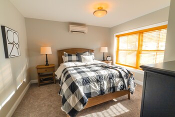 Cranmore Condominium Lodging, North Conway: Room Prices & Reviews ...