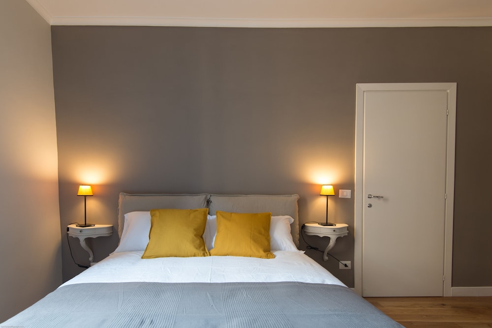 Monti Holiday Home Via Cavour - Rome | Vrbo