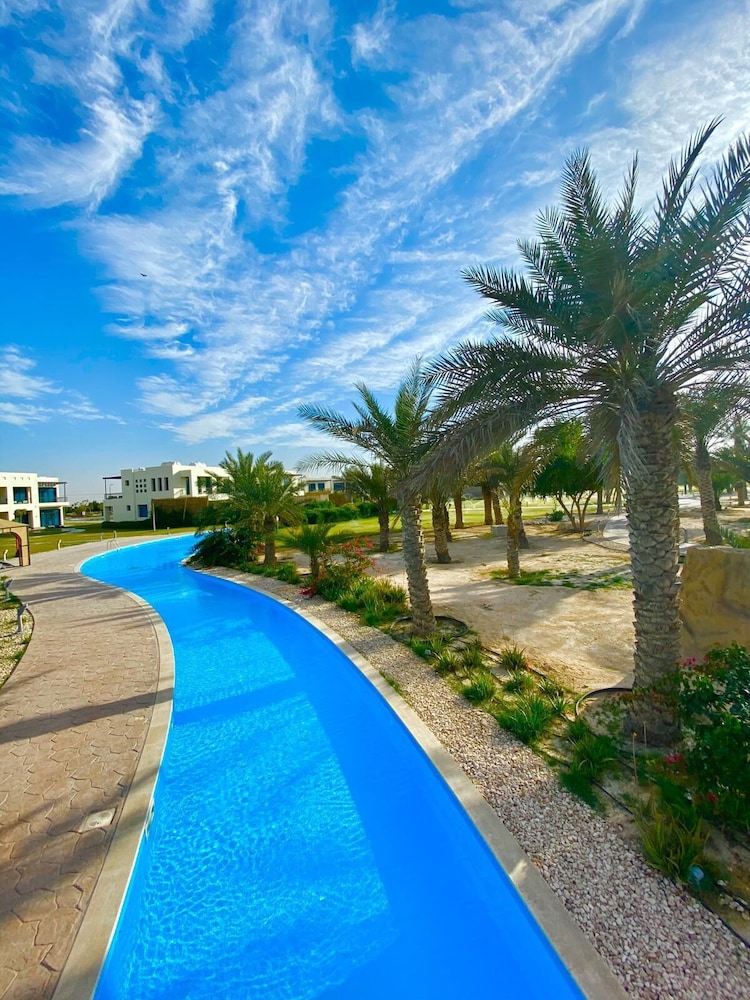 Retaj Salwa Resort & Spa in Abu Nakhlah | Best Rates & Deals on Orbitz