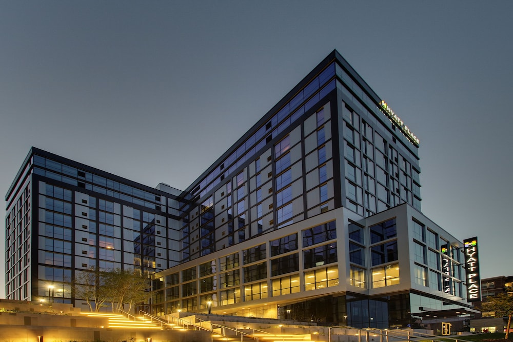 Hyatt Place Iowa City Downtown in Iowa City | Best Rates & Deals on Orbitz