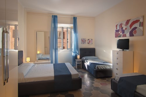 Rome Accommodation - Principe Amedeo - Rome
