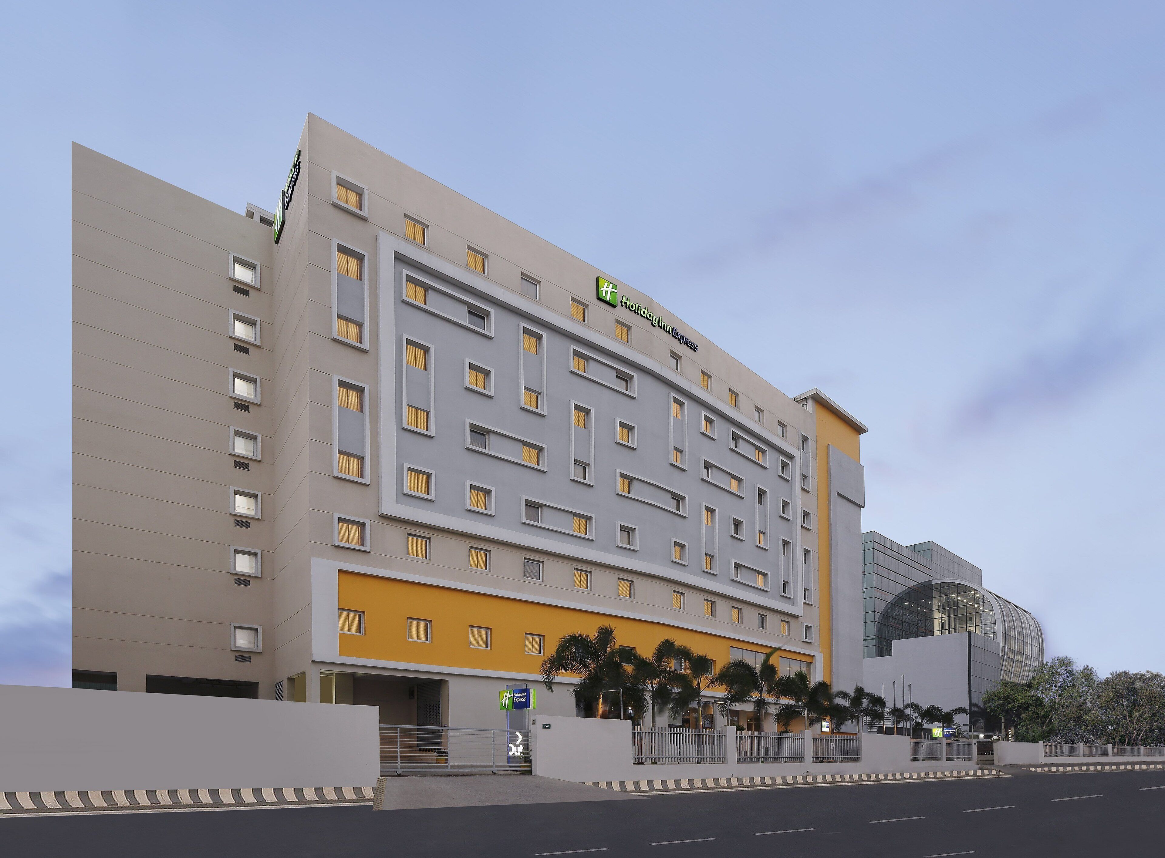 Holiday Inn Express Chennai OMR Thoraipakkam, an IHG Hotel (Chennai ...