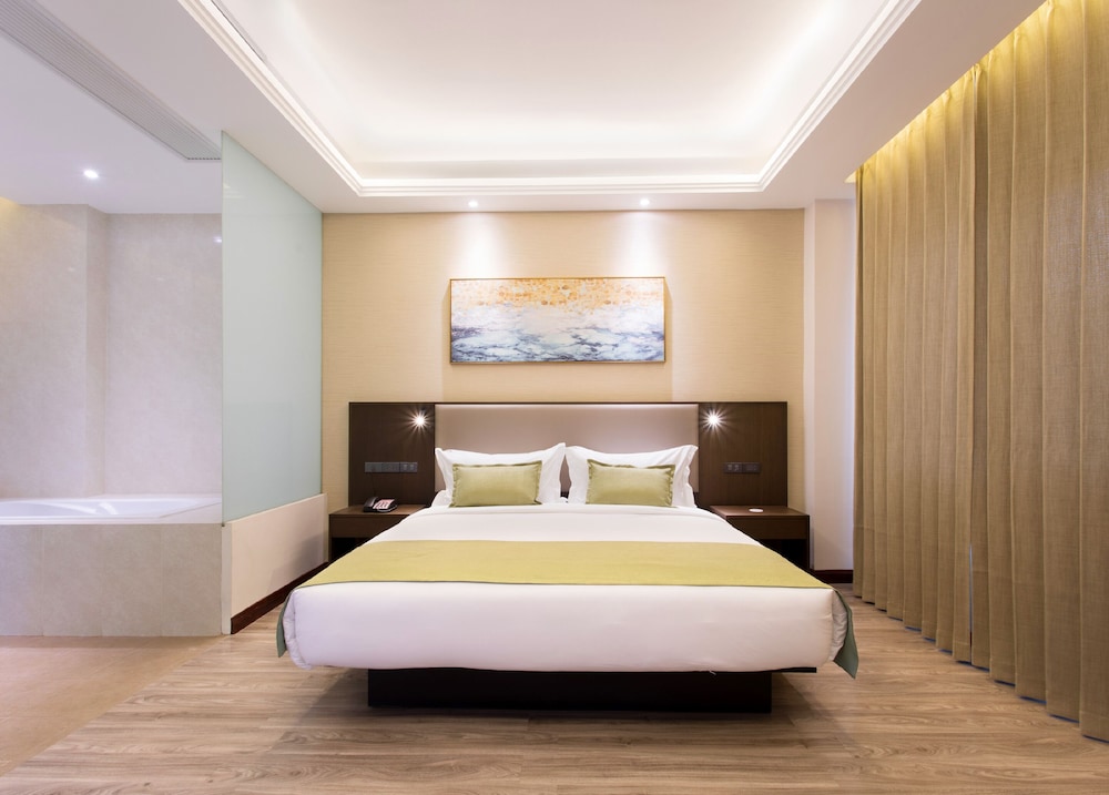 The Marison Hotel: AU$110 Deals & Reviews (Legazpi, PHL) | Wotif