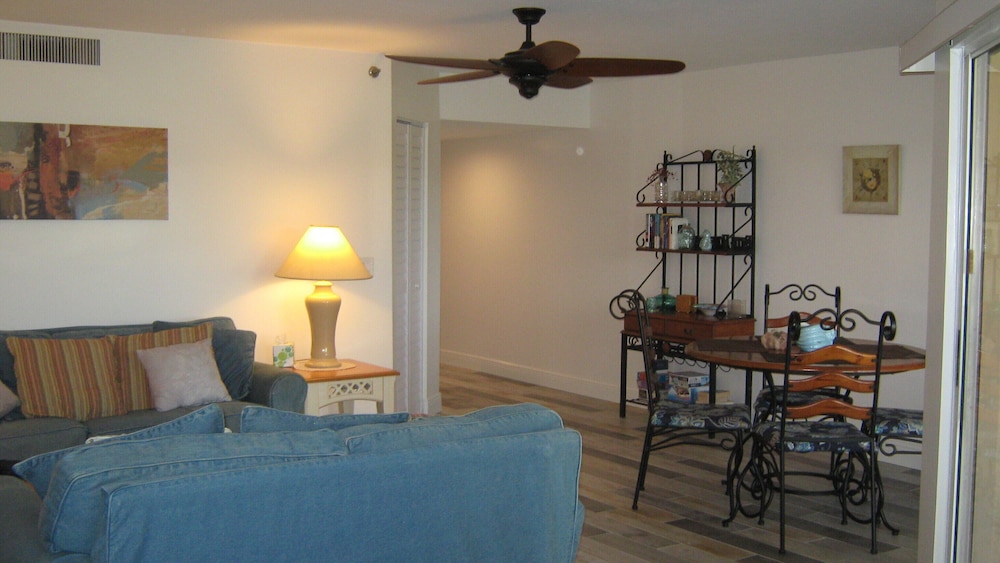 Jupiter Bay E-Walk to Beach/Wifi/Pools/Tennis/Restaurants Jan 13-20 '26 ...