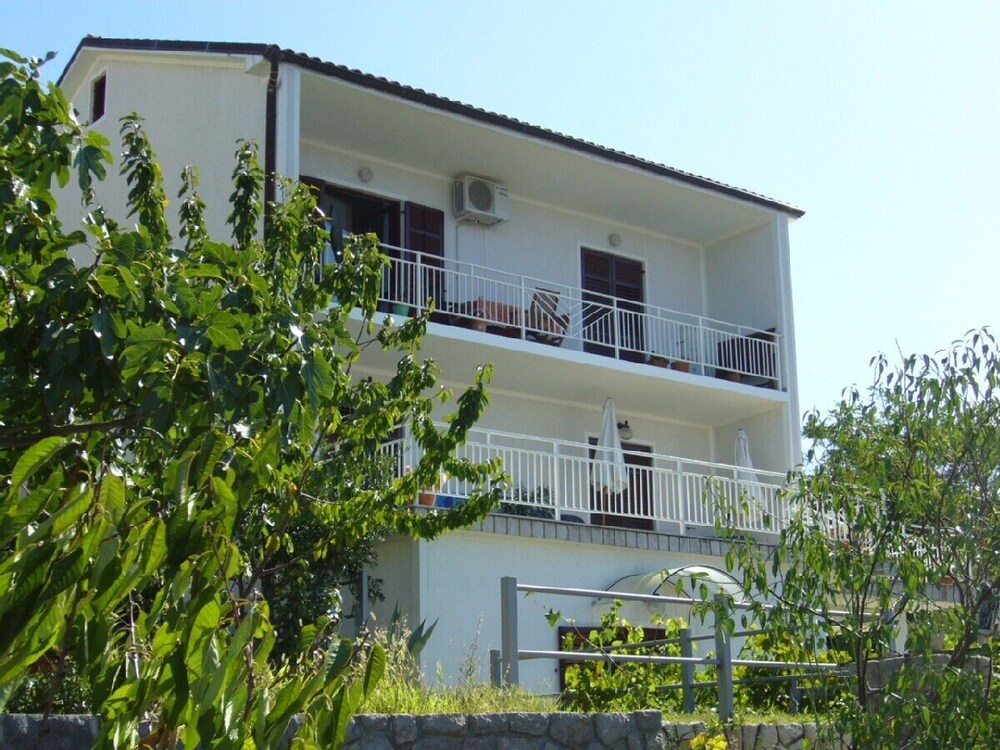 Beautiful apartment in Dramalj with large terrace and sea view ...