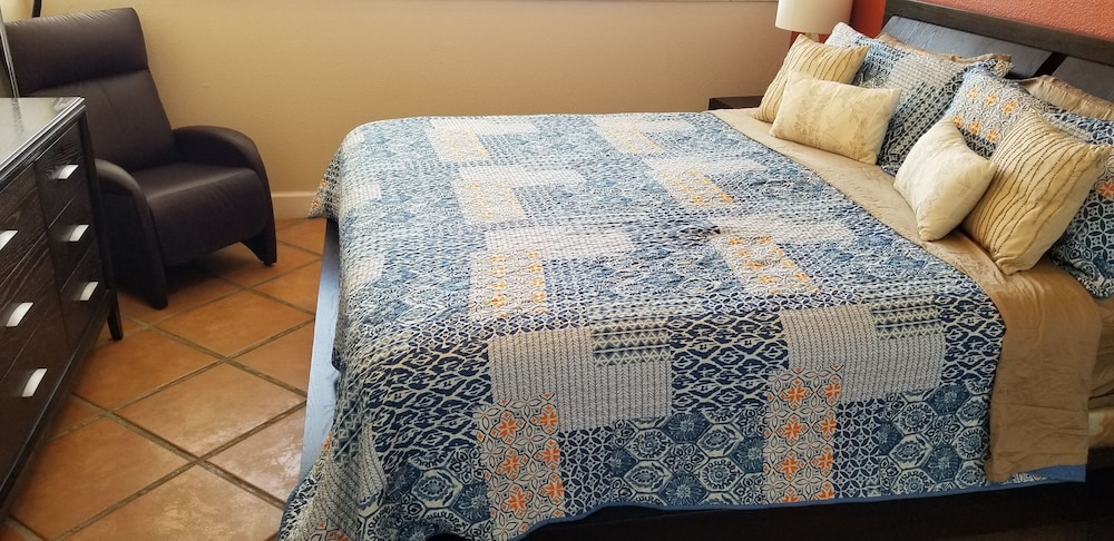 Moon Bay Key Largo; Water View. Diver's Heaven Contactless check in ...