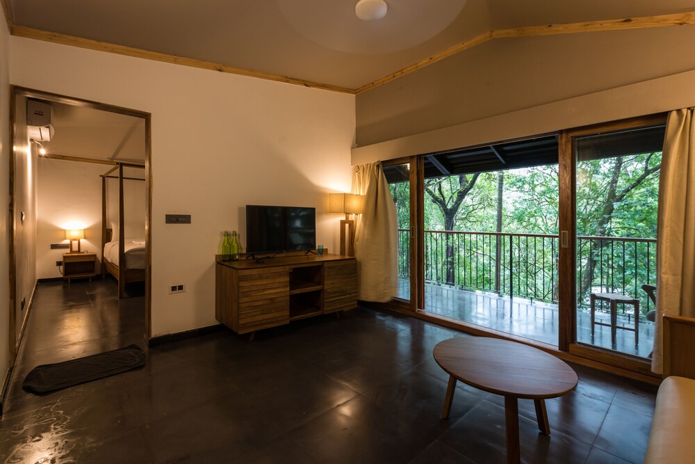 Welcomheritage Ayatana A Super Luxury Resort in Coorg, Somvarpet: $248 ...