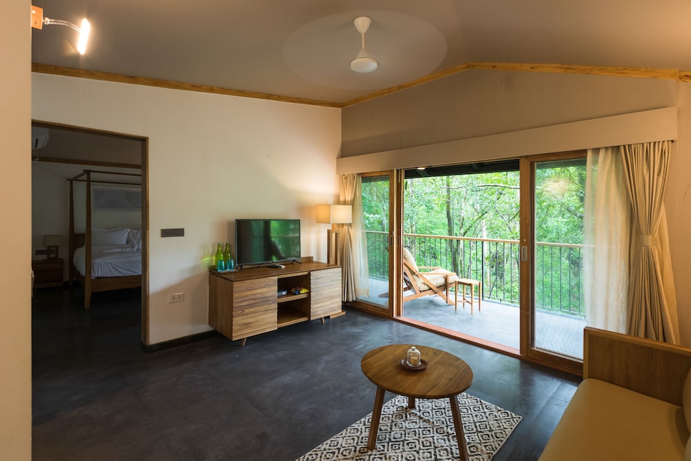 Welcomheritage Ayatana A Super Luxury Resort in Coorg in Somvarpet ...