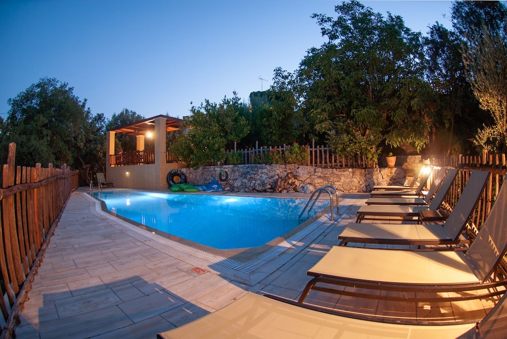 Private villa with private pool and amazing view in an unspoilt ...