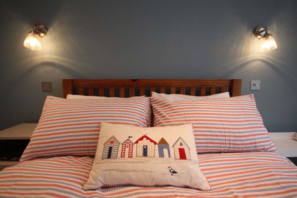 Coastal retreat with parking, 2 minutes from the beach - Sandgate | Abritel