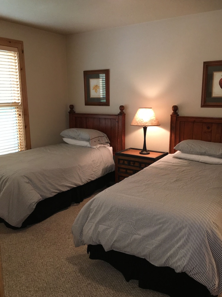 Amazing Location & Great Value! Walk to PCMR Lifts & Main St. - Feel at ...