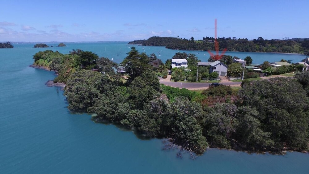 Shelly Beach Studio sea views over Putiki Bay - Waiheke Island | Vrbo