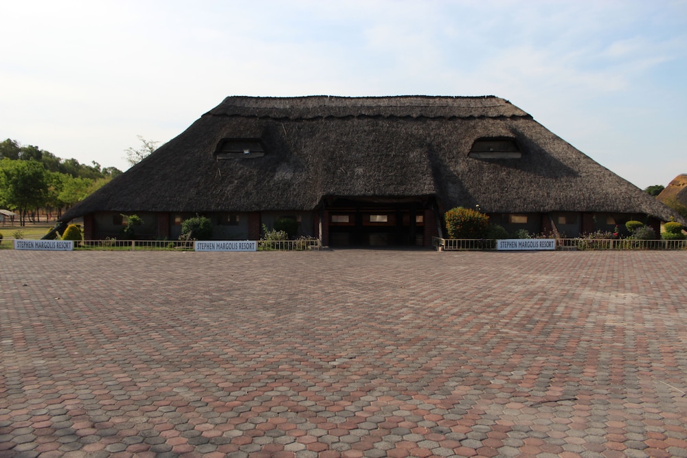 Stephen Margolis Resort in Harare | Best Rates & Deals on Orbitz