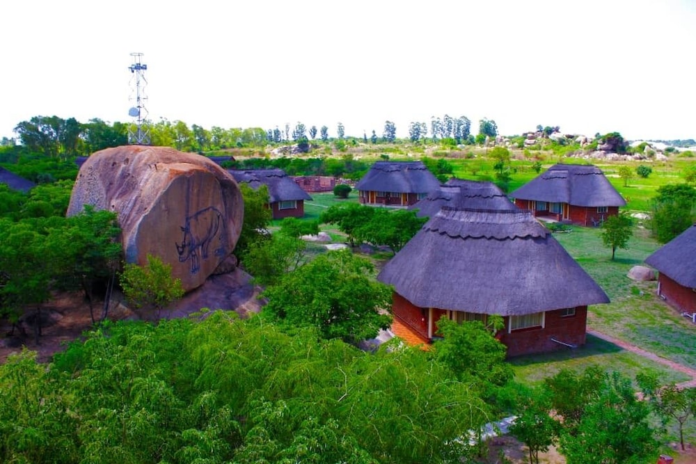 Stephen Margolis Resort, Harare: $76 Room Prices & Reviews | Travelocity