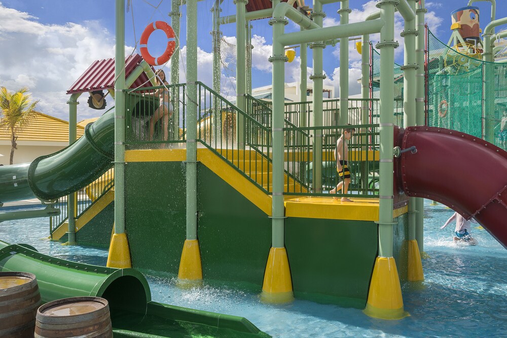 Ocean El Faro Resort - All Inclusive, Punta Cana: $264 Room Prices ...