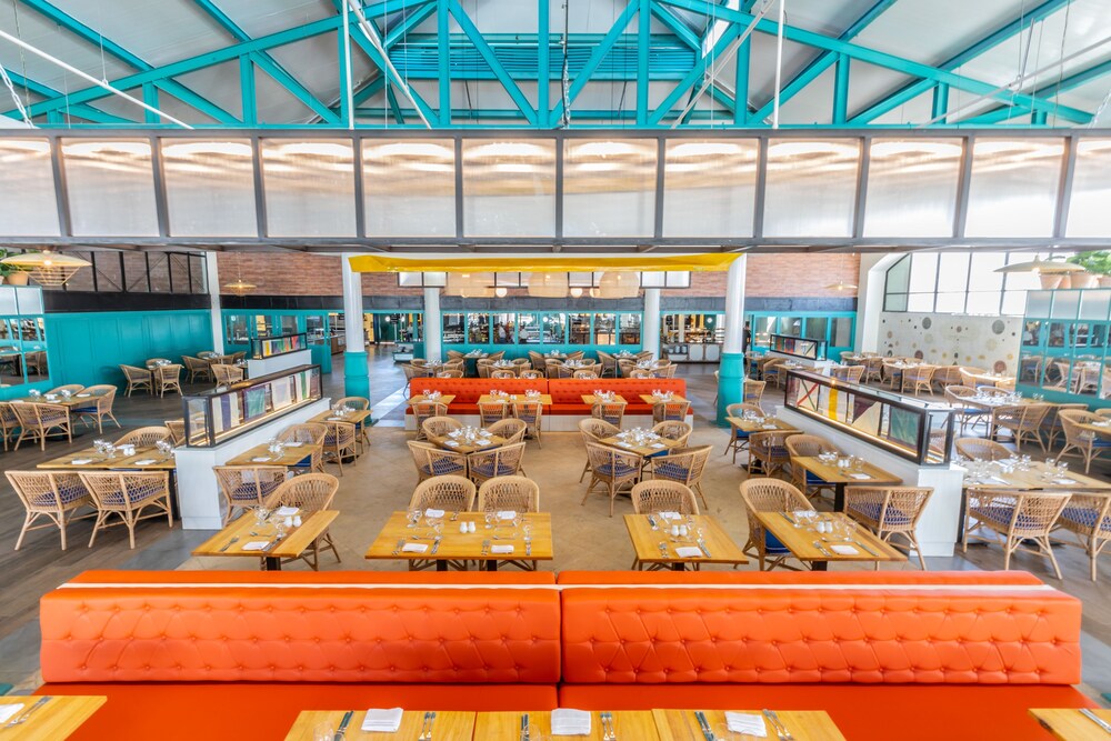 Ocean El Faro Resort - All Inclusive in Punta Cana | Best Rates & Deals ...