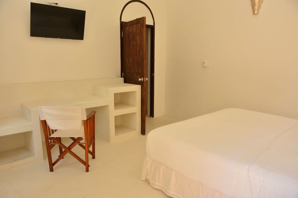 Pattoo Castle: An Exquisite Jamaican experience: Weddings & Private ...