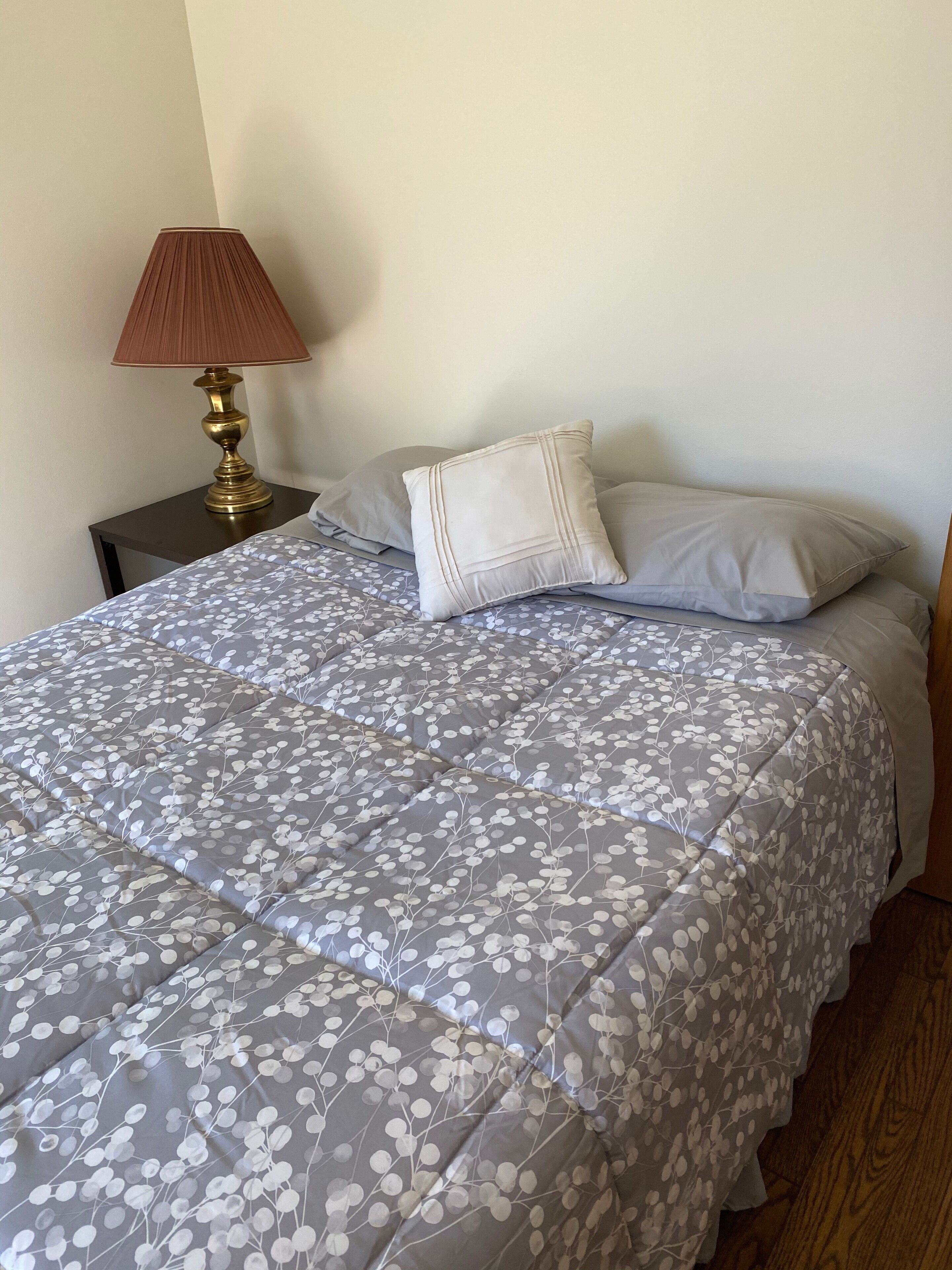 Lighthouse Inn in Two Rivers, WI | Expedia