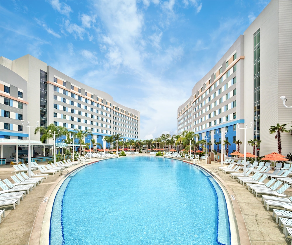 Universal's Endless Summer Resort - Surfside Inn and Suites, Orlando ...