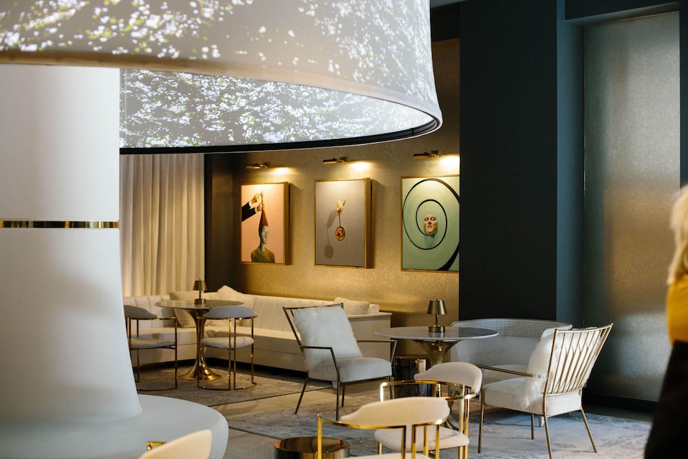 Angad Arts Hotel: AU$211 Deals & Reviews (St. Louis, USA) | Wotif