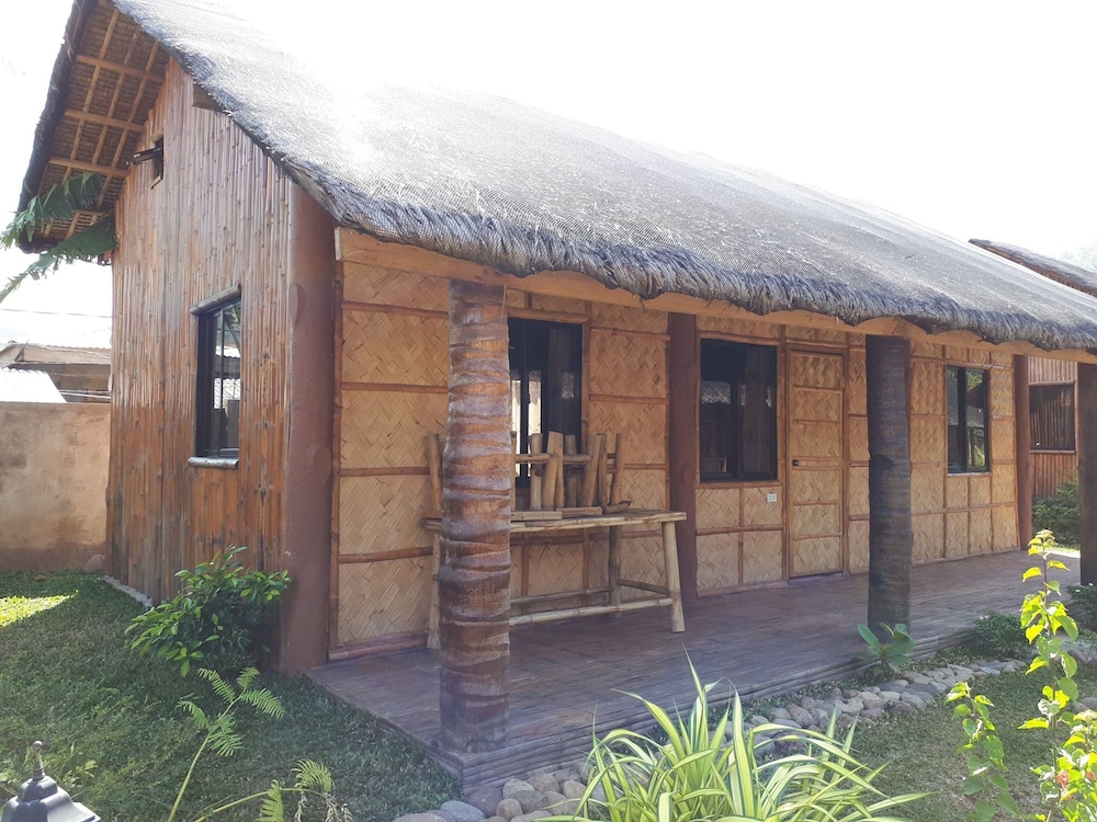 Calayo Beach Resort, Nasugbu: $83 Room Prices & Reviews | Travelocity