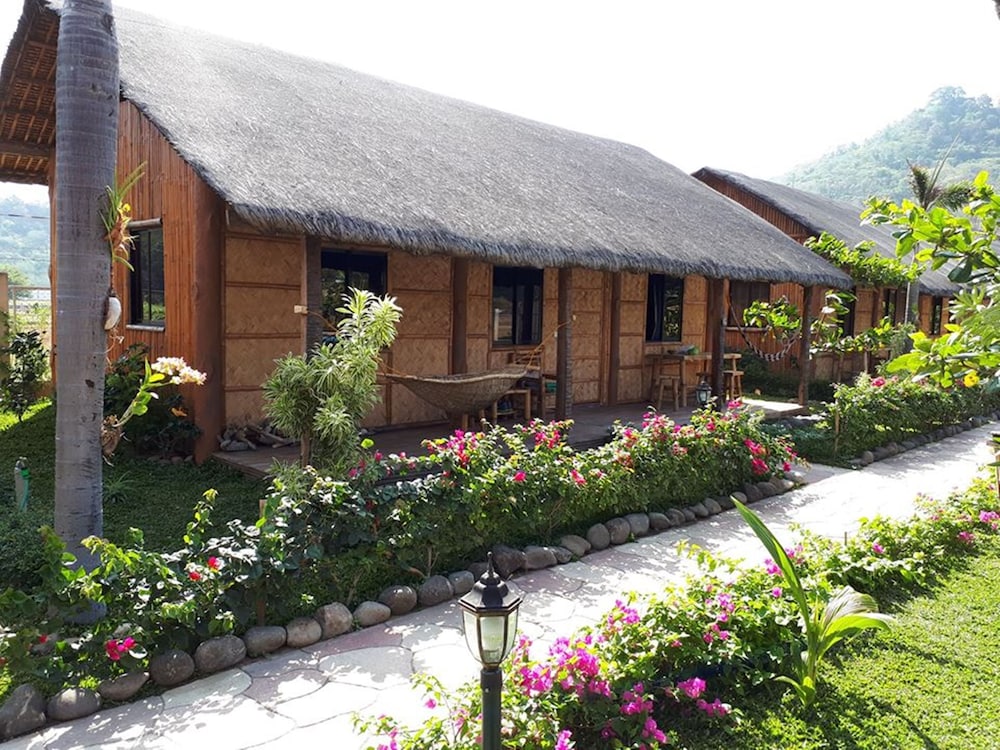 Calayo Beach Resort, Nasugbu: $83 Room Prices & Reviews | Travelocity