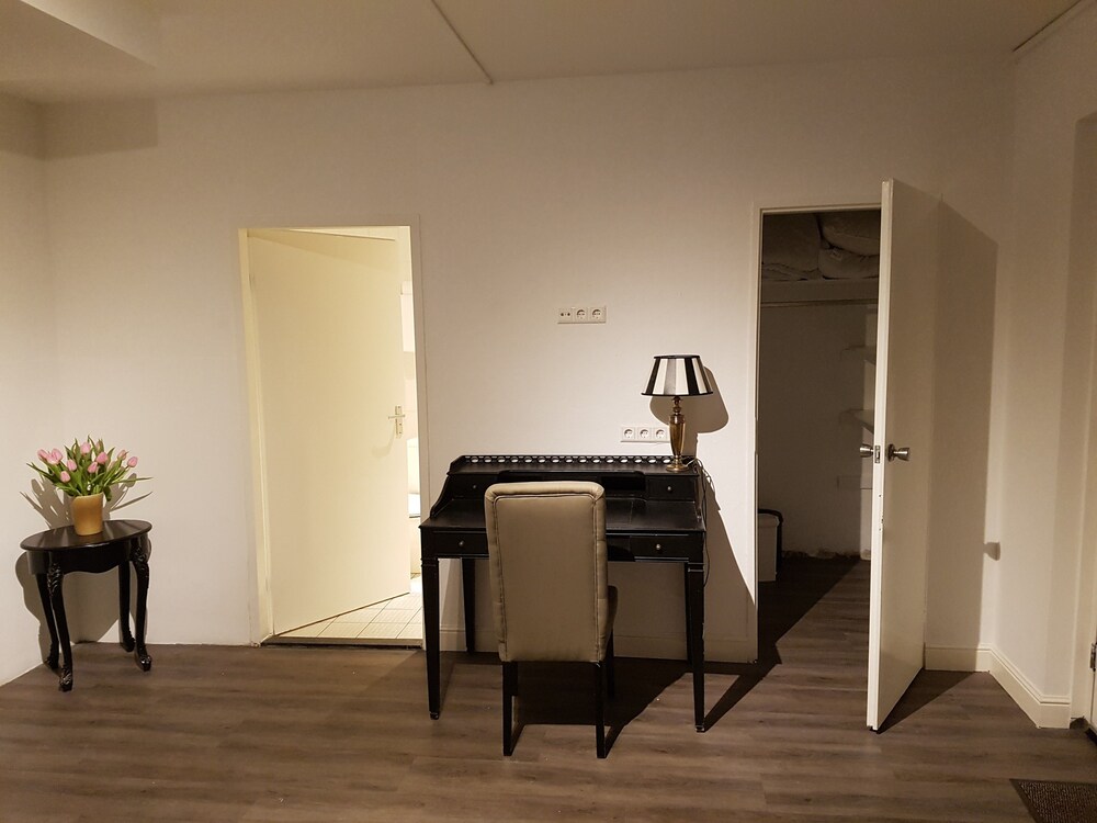 Hotel de Duif Lisse: AU$112 Rooms, Reviews & Deals (Lisse, NLD) | Wotif