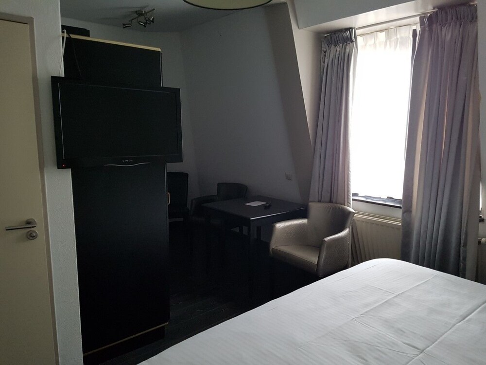 Hotel de Duif Lisse: AU$112 Rooms, Reviews & Deals (Lisse, NLD) | Wotif