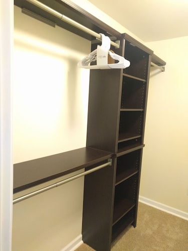 Renovated, One Level Home In An Excellent Location - Bridgewater, CT