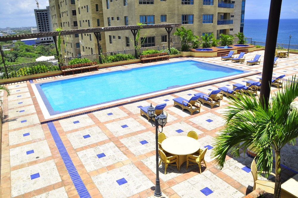 Malecon Center @ Santo Domingo, Santo Domingo: Room Prices & Reviews ...
