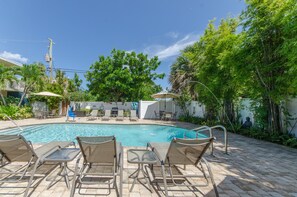 Book Hotel Seacrest in Fort Lauderdale | Hotels.com